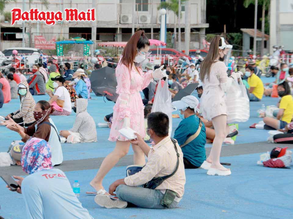 Pattaya becomes Heartbreak City as thousands left to beg for food ...