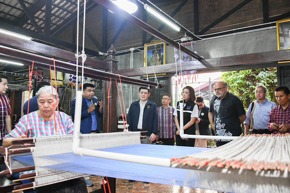 ASEAN Dialogue Partners visit ‘Fabric & Textiles Creative Design Center ...