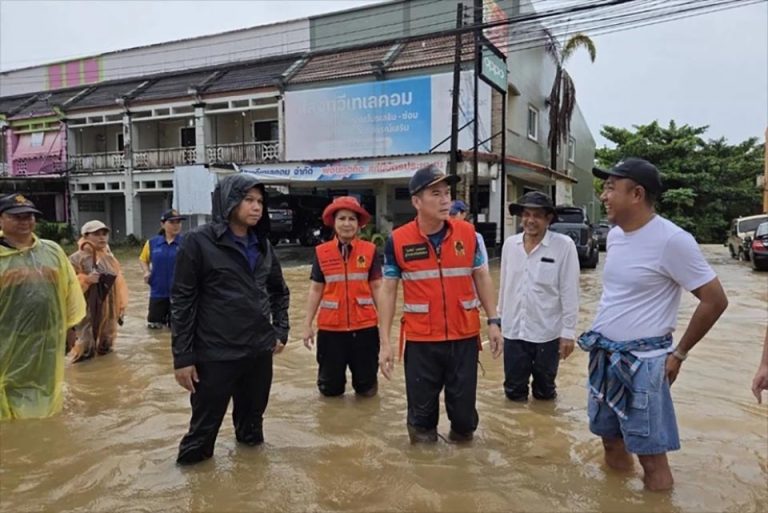 Floods Persist in Khao Lak, Phang Nga — Governor orders urgent drainage ...