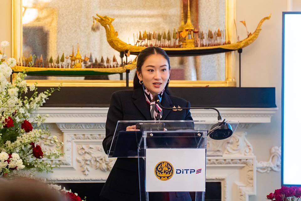 PM presents ‘Thai SELECT’ certificates to Thai restaurants in UK ...