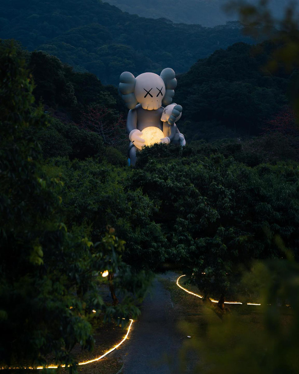 TAT announces ‘KAWS:HOLIDAY’ Thailand at Sanam Luang - Pattaya Mail