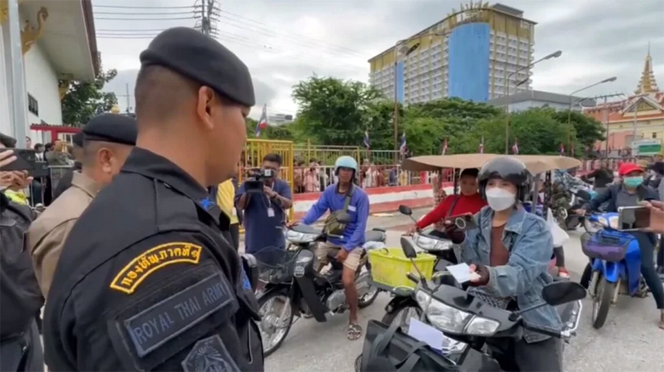 Thailand tightens border with Cambodia — vehicle restrictions cause ...