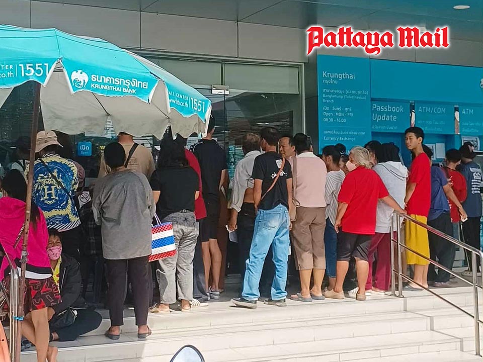 Pattaya crowds rush to Krungthai Bank as ‘Half-Half Plus’ hits 20 ...