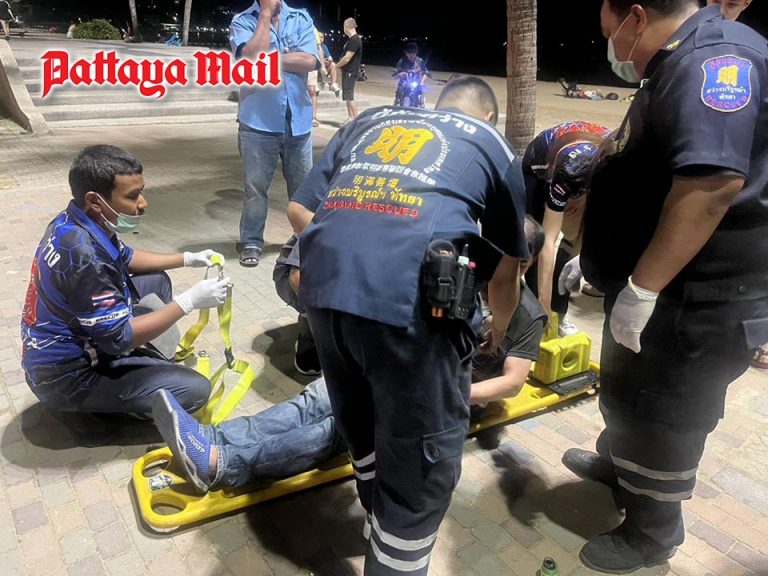Sedan crashes into palm tree and streetlight on Pattaya Beach Road ...